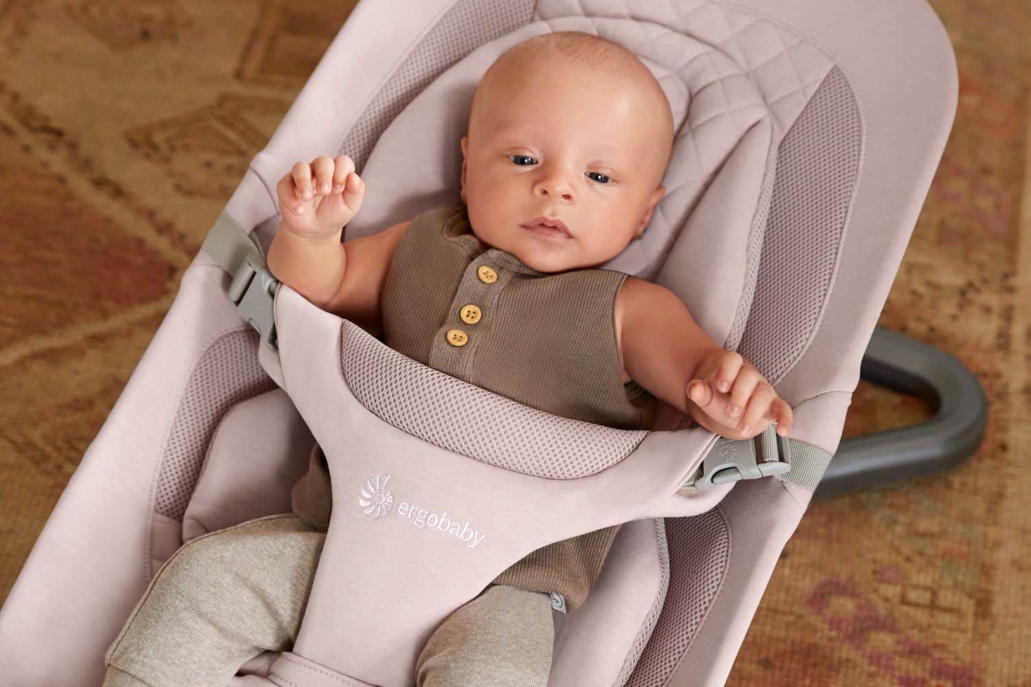 Ergobaby : le confort évolutif pour bébé - ELLE.be