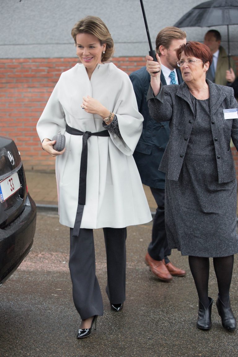 2013 : la Reine Mathilde en 13 looks - ELLE.be