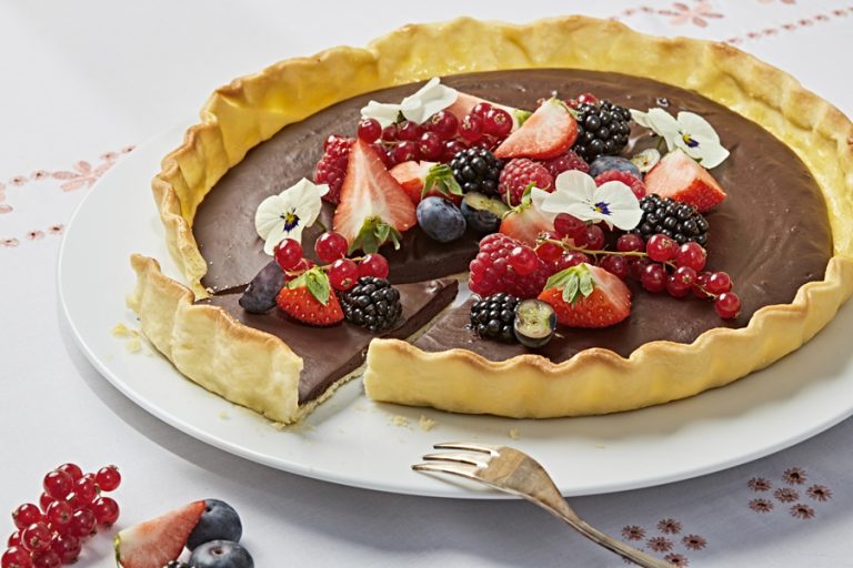 Recette: la tarte au chocolat et aux fruits qui va vous rendre accro ...