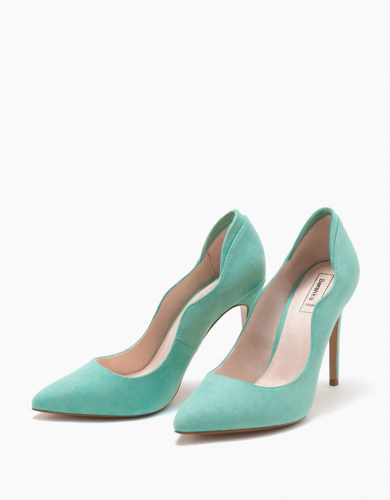 Escarpins colorés: 10 paires pour dynamiser nos looks d'été