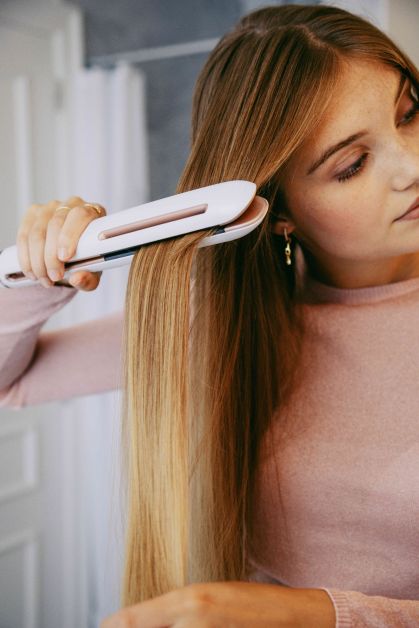 Tutoriel : le brushing parfait pour des cheveux sains et brillants ...
