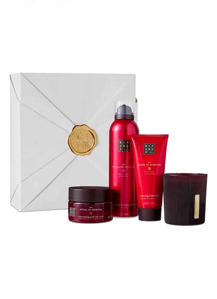 Noël : les cadeaux beauté dont toute beauty addict rêve - ELLE.be