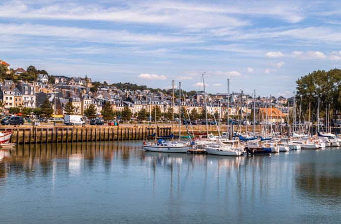10 choses à faire sur la côte fleurie en France : De Deauville à ...
