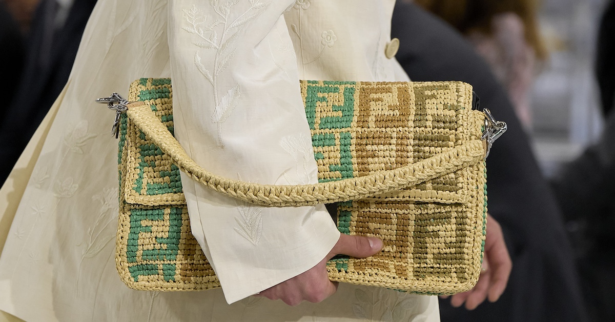 Les plus beaux sacs en raphia à shopper pour l'été - ELLE.be