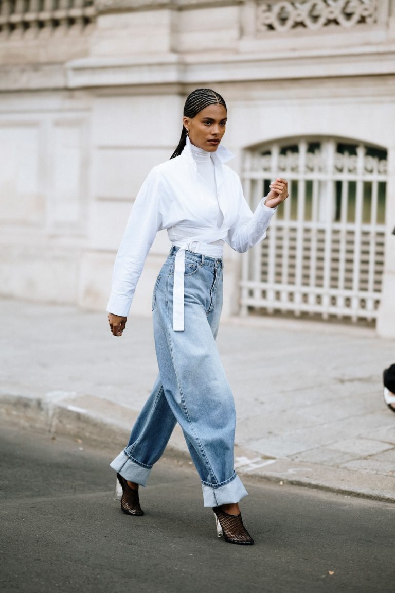 Voici les 5 modèles de jeans qui seront partout ce printemps - ELLE.be