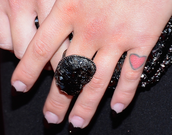 Top 10 vinger tattoo's