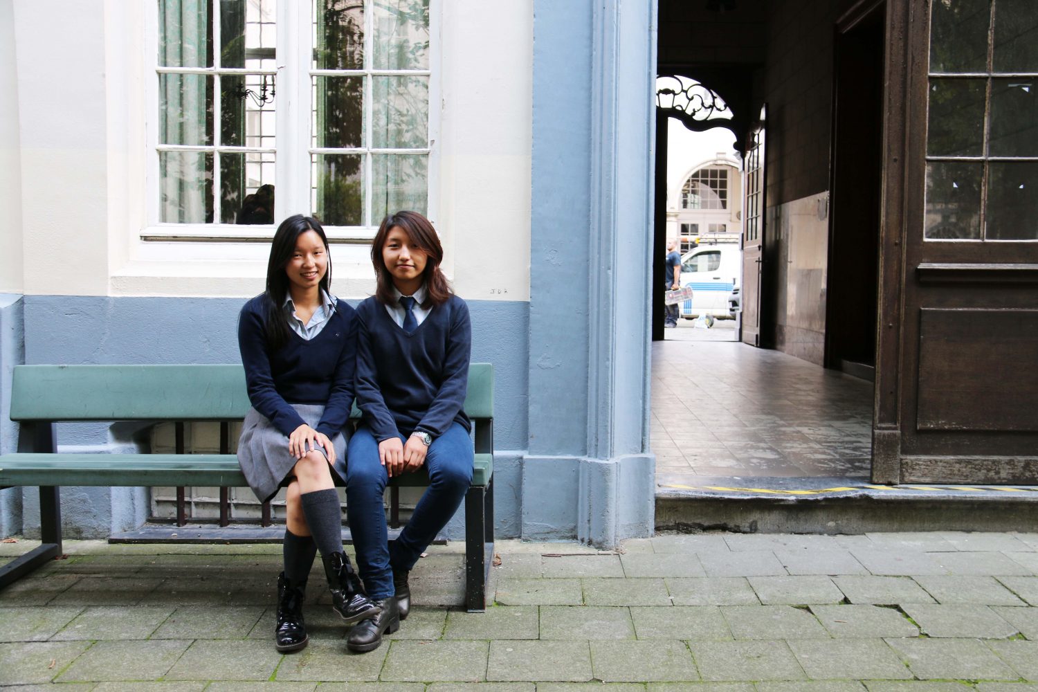 Uniform Streetstyle: De Dames - ELLE.be