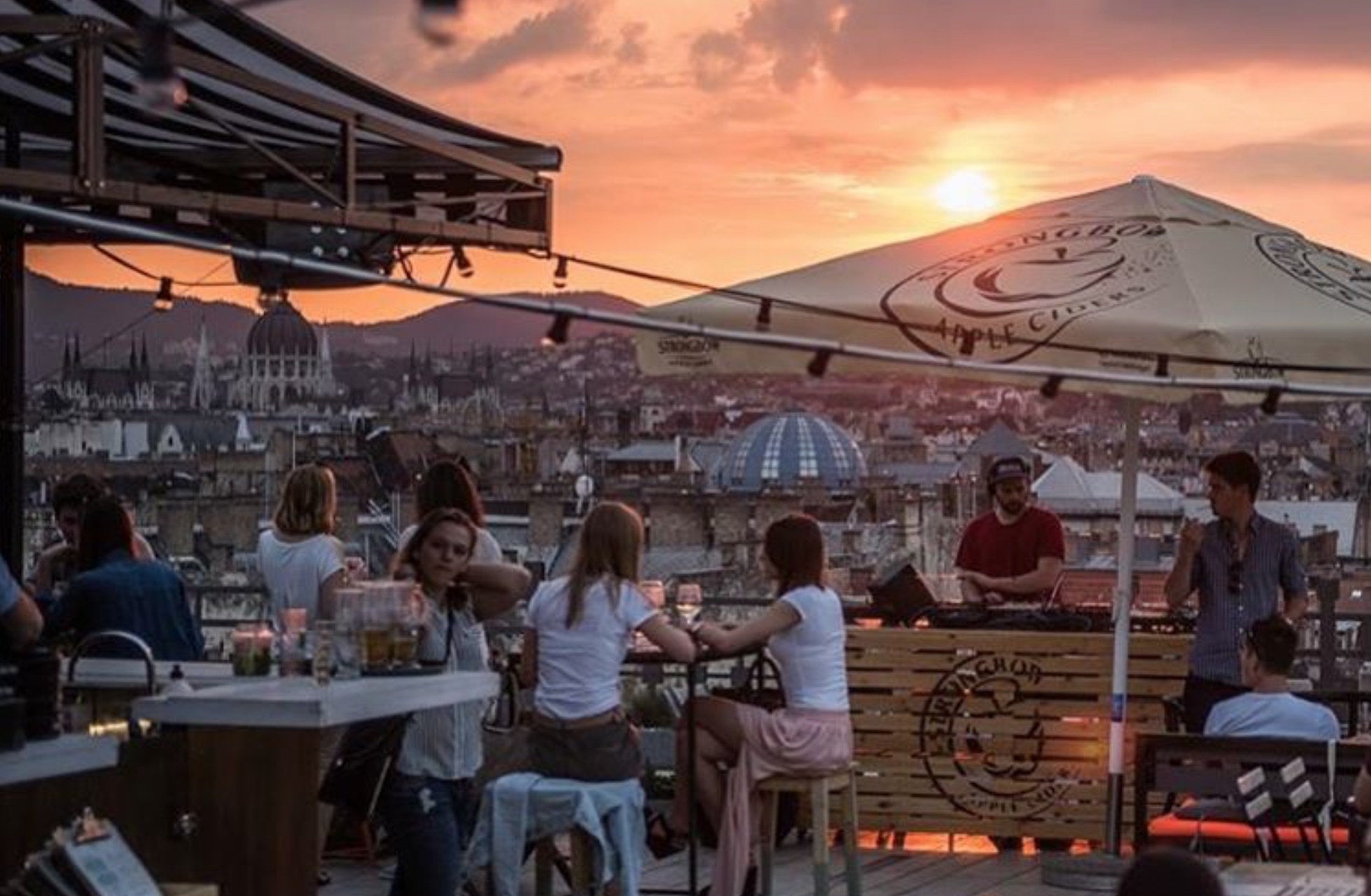 Dit zijn de 10 coolste rooftop bars van Europa - ELLE.be