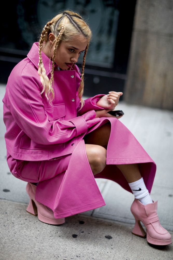 90's streetstyle is back, baby one more time - ELLE.be