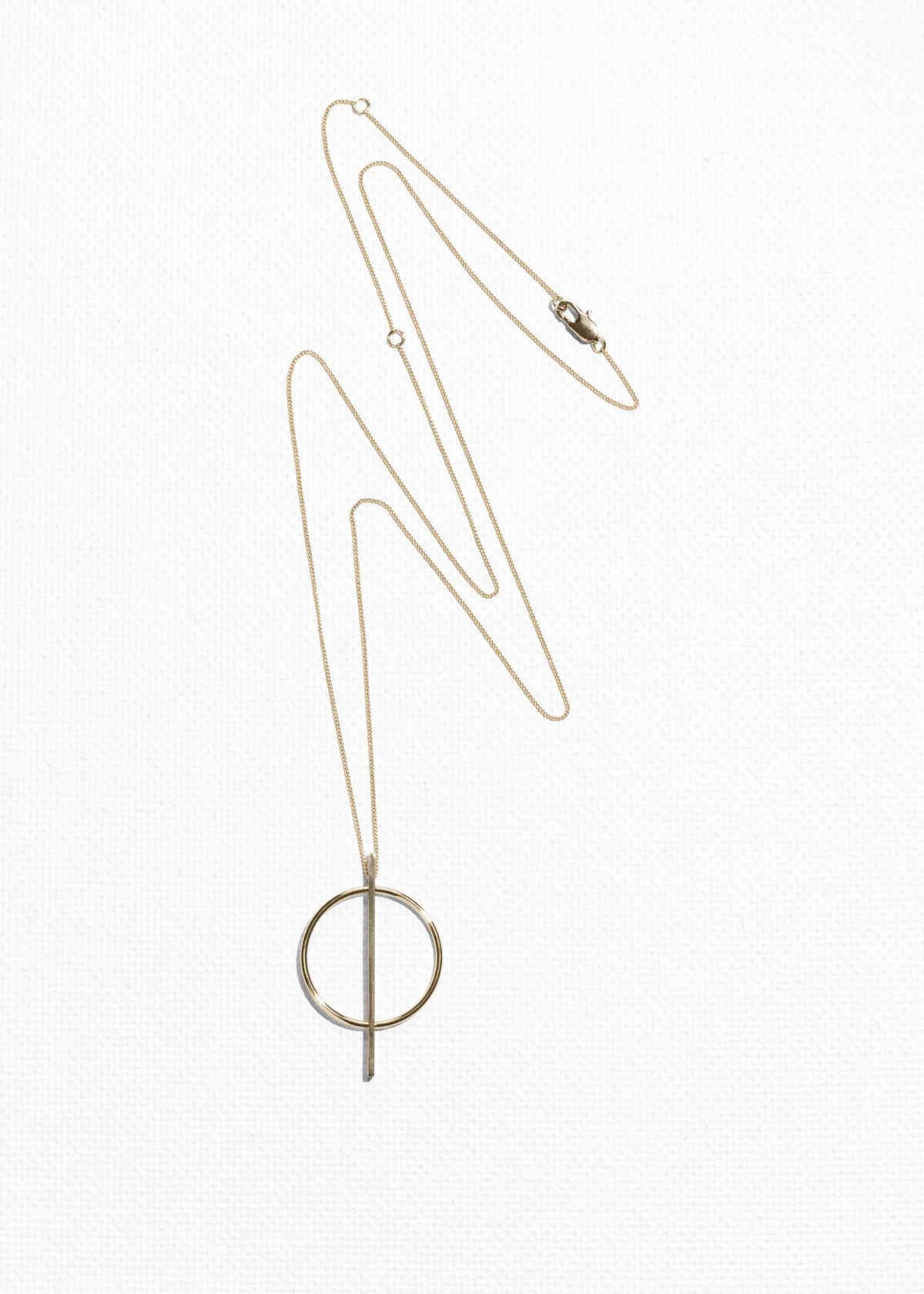 Shopping: 15 fijne kettinkjes die je perfect kan layeren