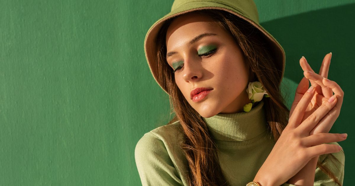 Tips en producten om zelf de matcha latte make-up trend te volgen