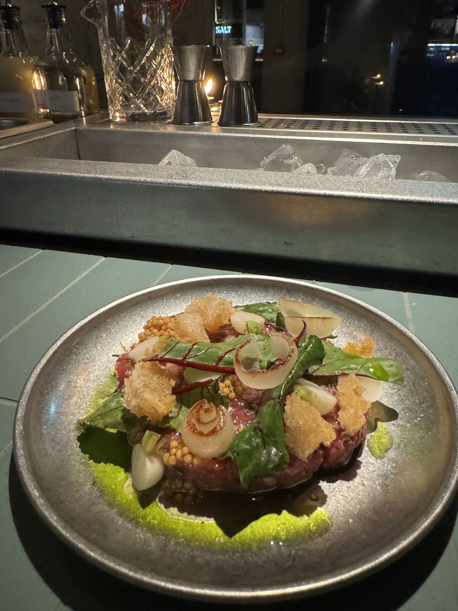 Bij deze 7 nieuwe restaurants in Knokke-Heist schuiven wij graag aan ...